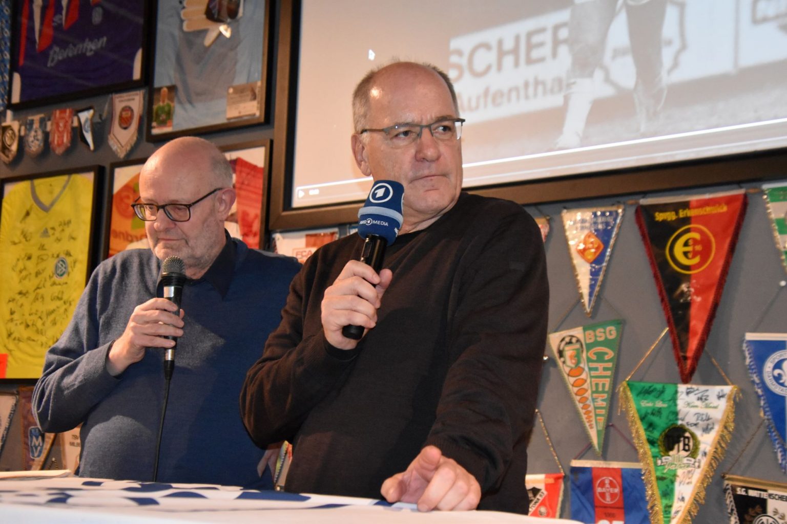 30 - 60 - 1860: Kurzweiliger Löwenabend mit viel Respekt und ...